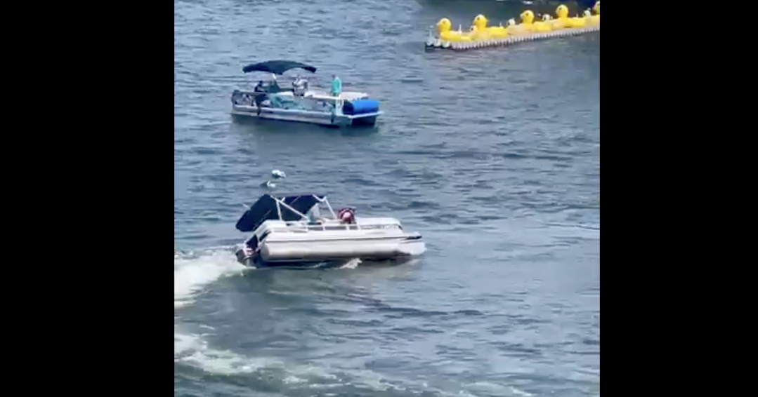 Lake Of The Ozarks' Most Viral Story Of 2023! Boat Circles Wildly As ...