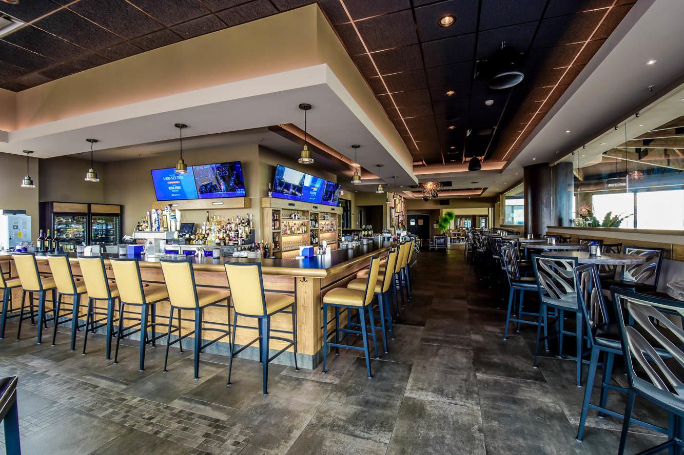 JB Hooks’ New 'West Wing' Pairs Fabulous Food With A Next-Level View ...