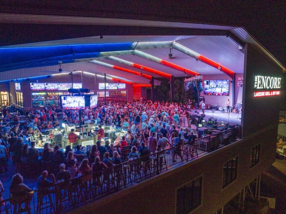 The Encore Lakeside Grill & Sky Bar Delivers A Standing Ovation Every ...