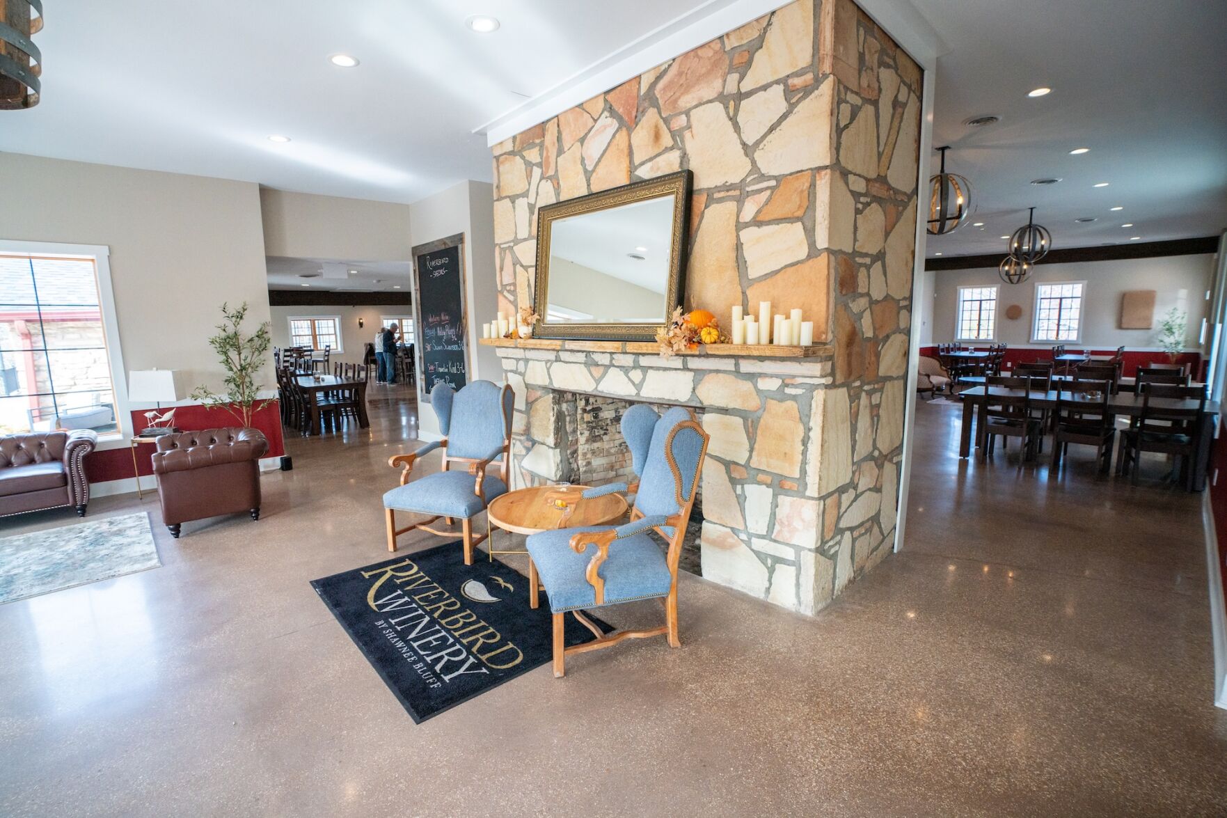 A Hidden Gem In The Ozarks: Riverbird Winery Serves Spectacular Views ...