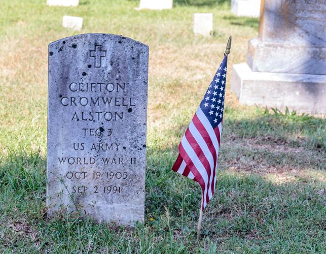 Honoring veterans with flags for Memorial Day | News ...