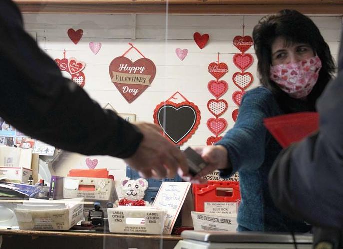 Visiting the Valentines, VA Post Office | Gallery | lakegastongazette ...