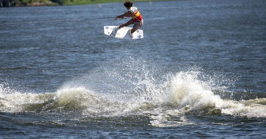 Phenomenal AF Wake event draws watersports fans to Lake Gaston | News ...