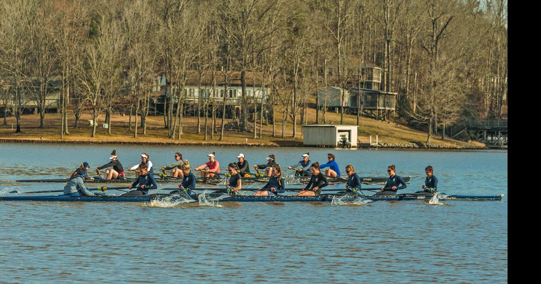 Georgetown women’s rowing team trains on Lake Gaston | News ...