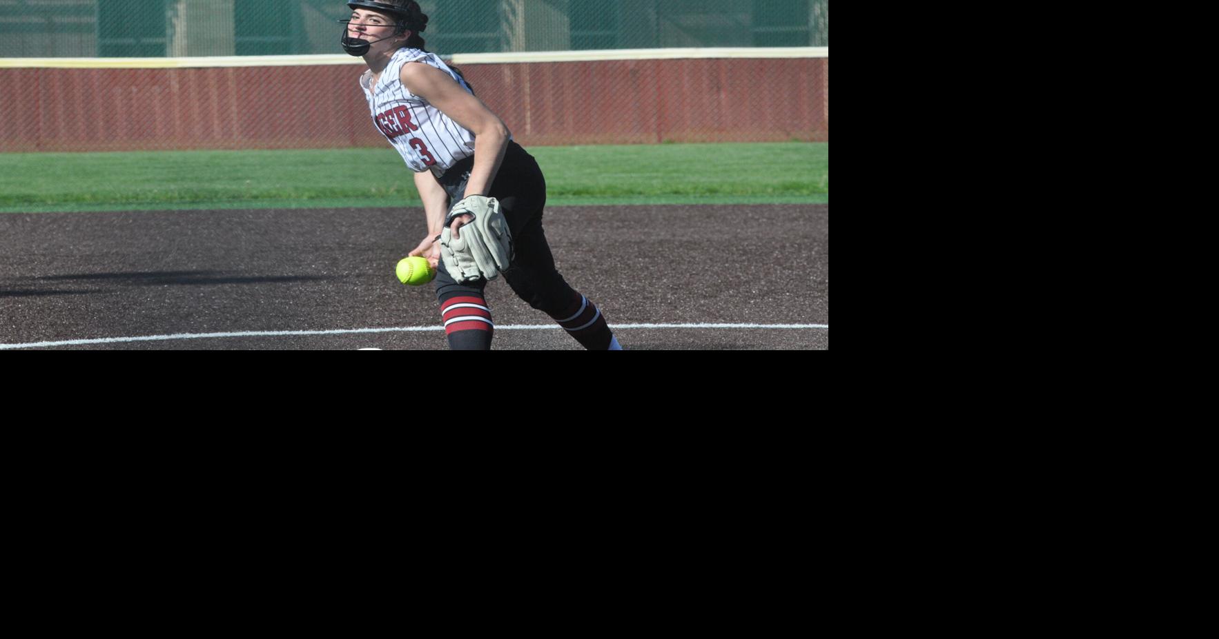 Badger senior Ally Weber throws no-hitter in win over Comets