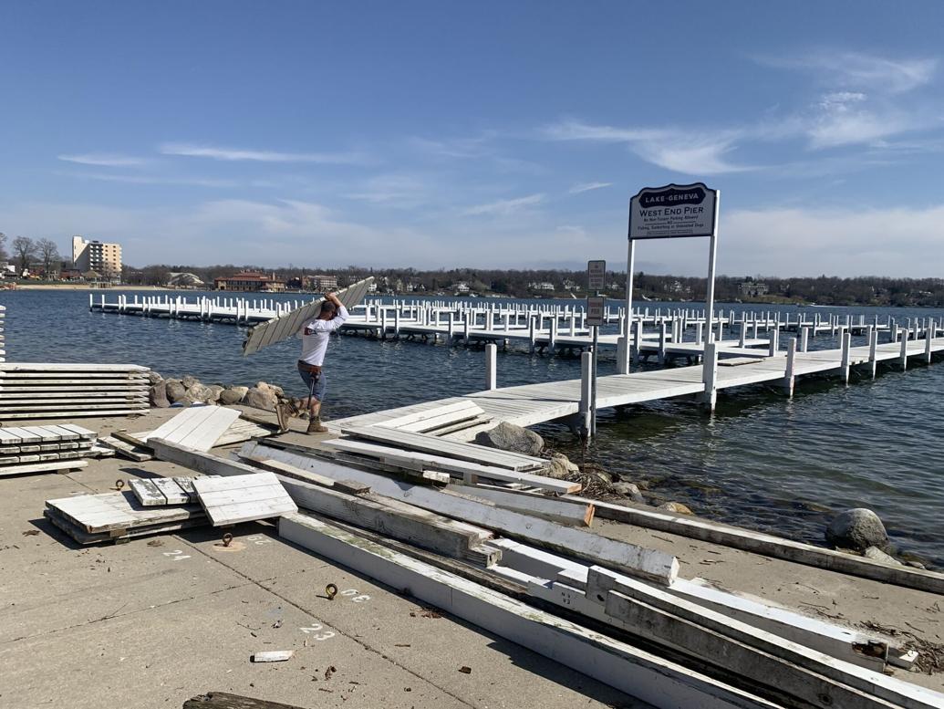 Lake Geneva approves first bid to remove boat pier slips