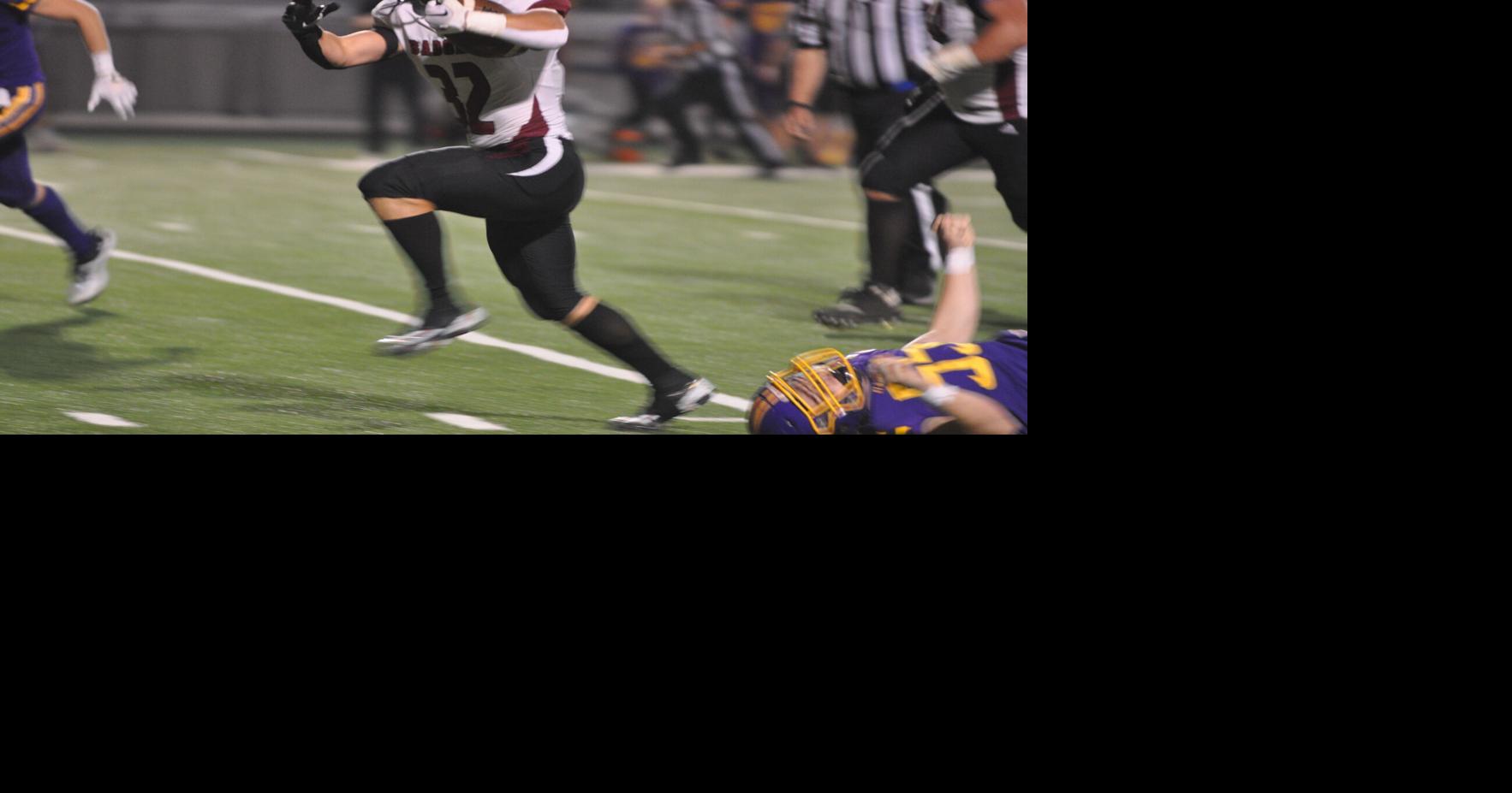 Badger football advances in playoffs with win over the Elks