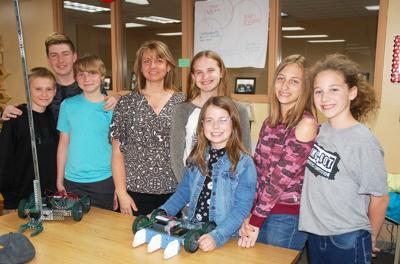 Reek students score well at robotics event