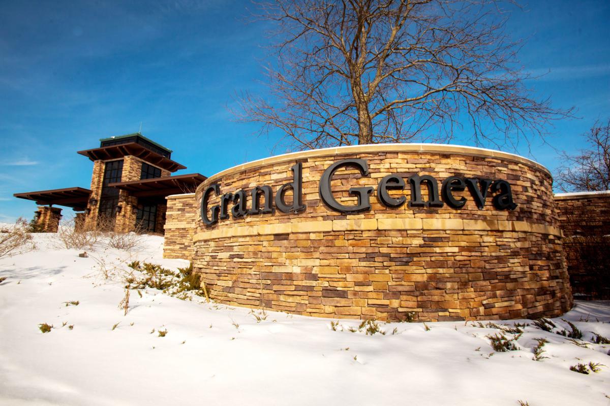 Roof collapses at Grand Geneva Resort