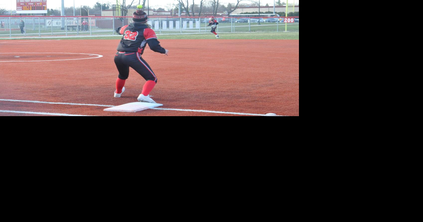 7 photos from the Big Foot softball game against Evansville