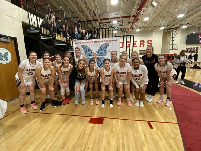 Badger girls basketball defeat Central with buzzer-beater