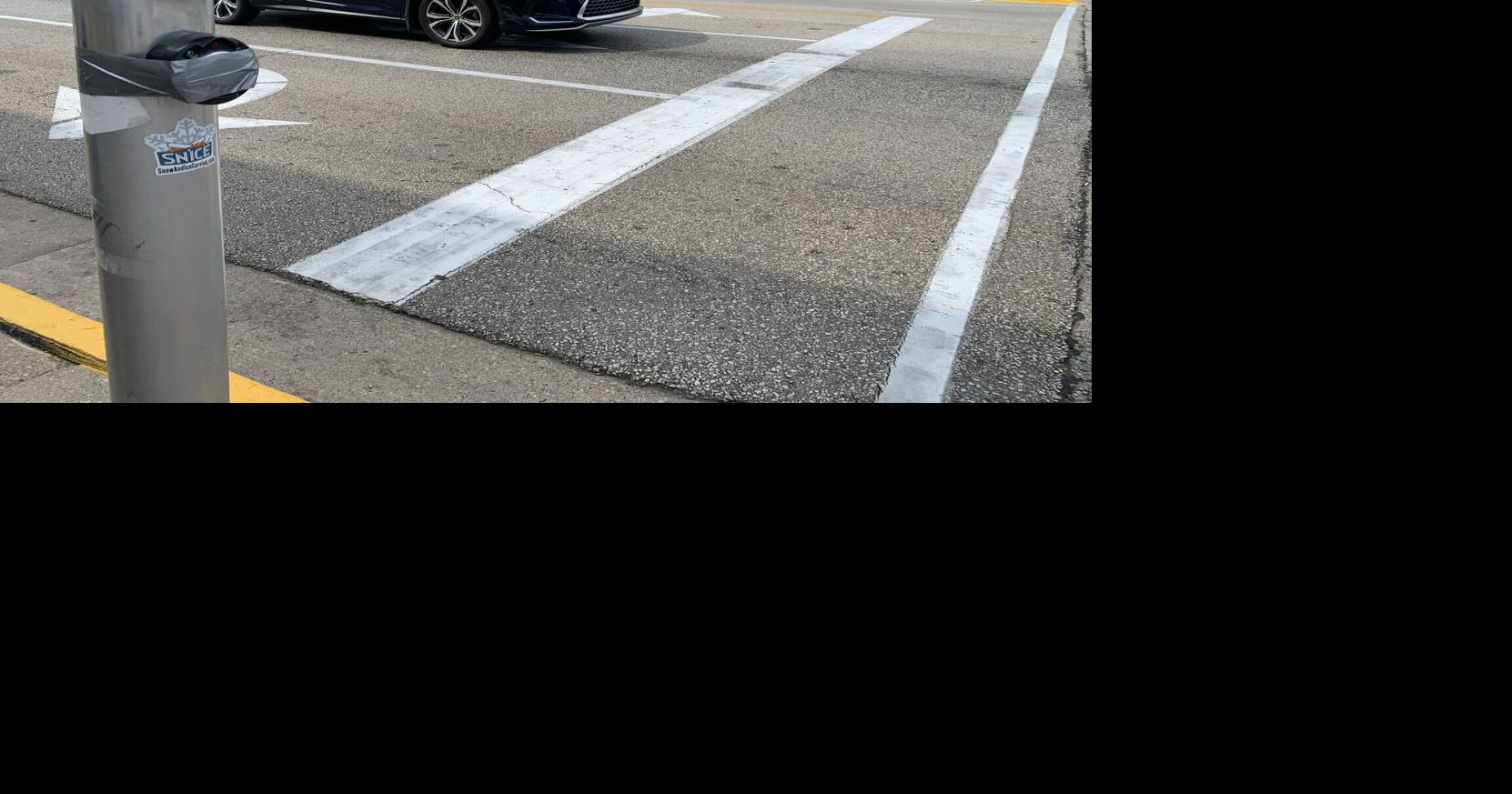 Lake Geneva decides to keep crosswalk buttons installed