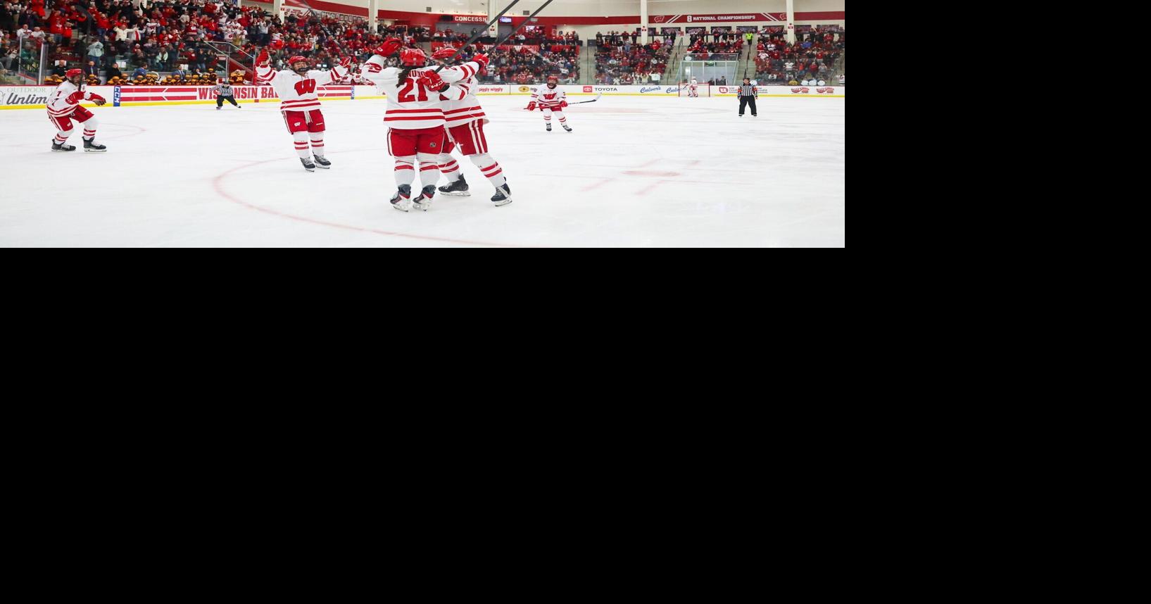 No. 1 Wisconsin women's hockey routs No. 15 St. Thomas