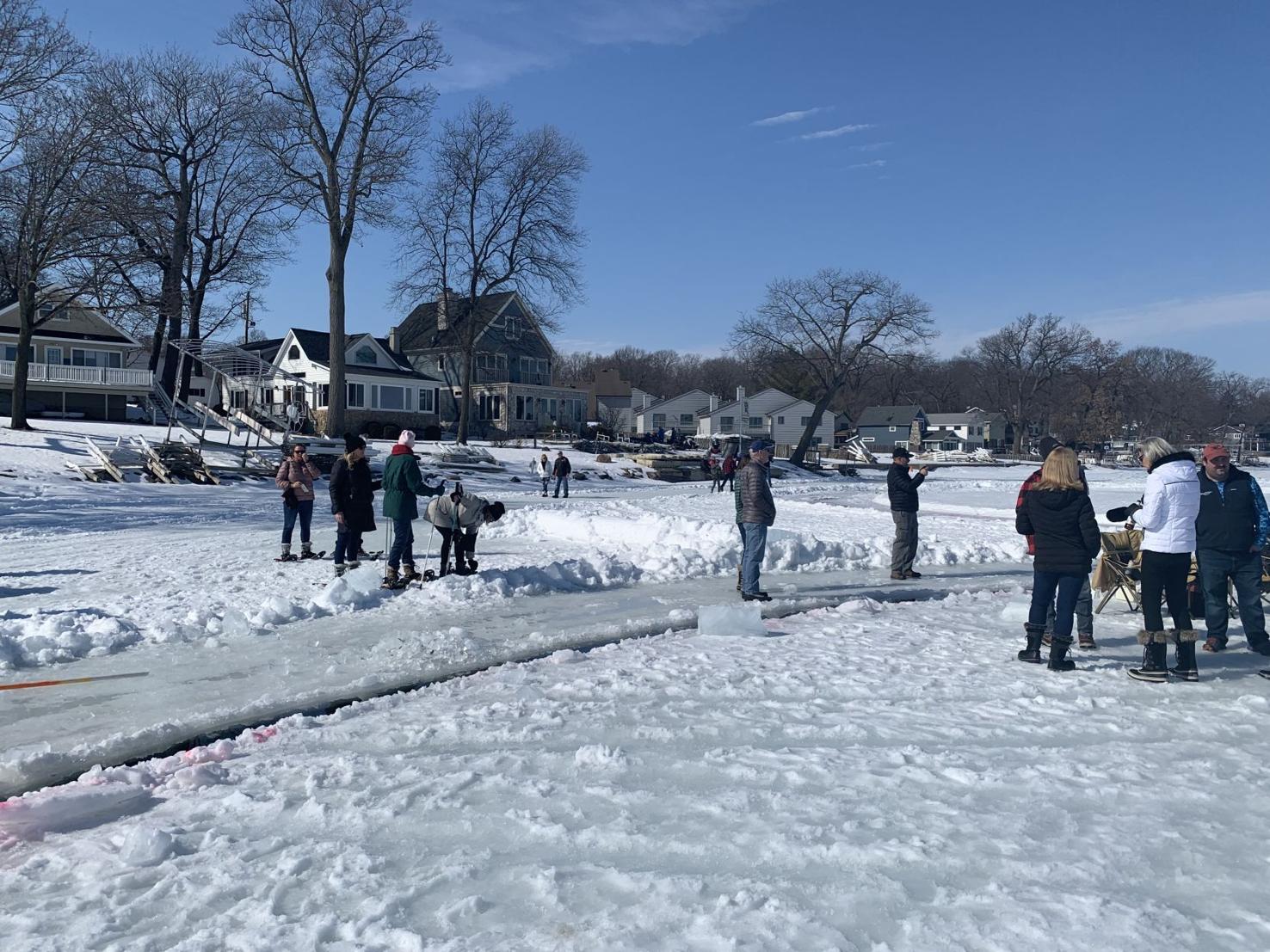 Video and photos of Delavan Lake's ice carousel