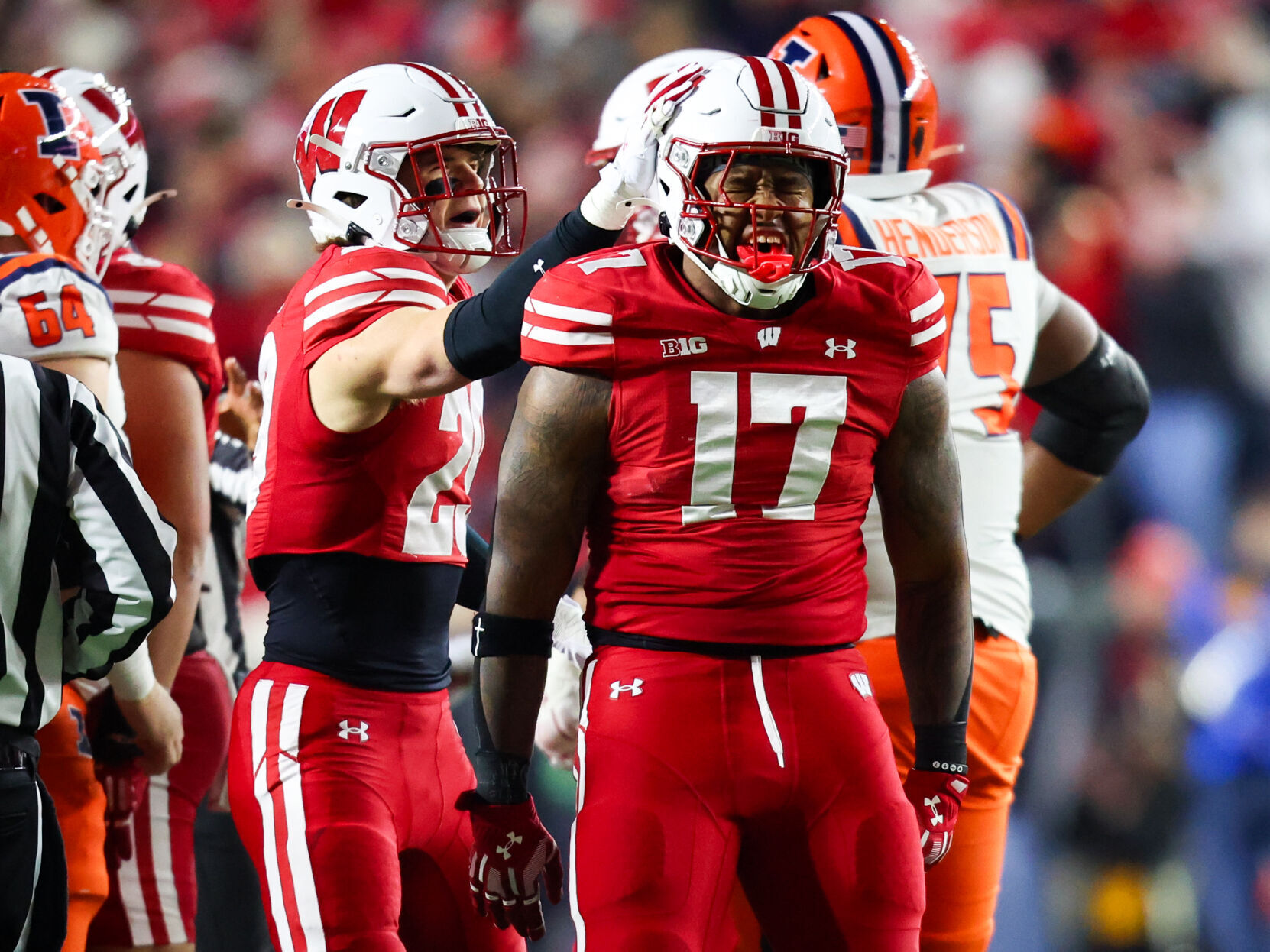 Watch Wisconsin Badgers fans storm field at Camp Randall
