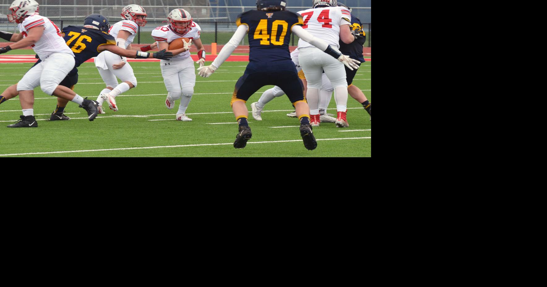 Big Foot football team receives gear from Packers