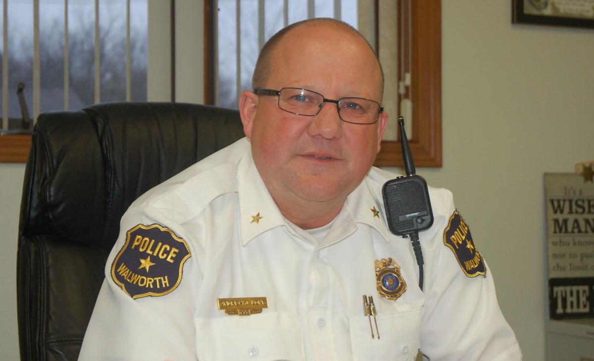 Walworth police chief retires after 33 years