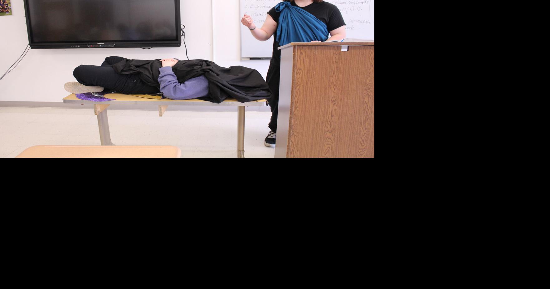 All mourn, Julius Caesar during staged funeral | News | laureloutlook.com