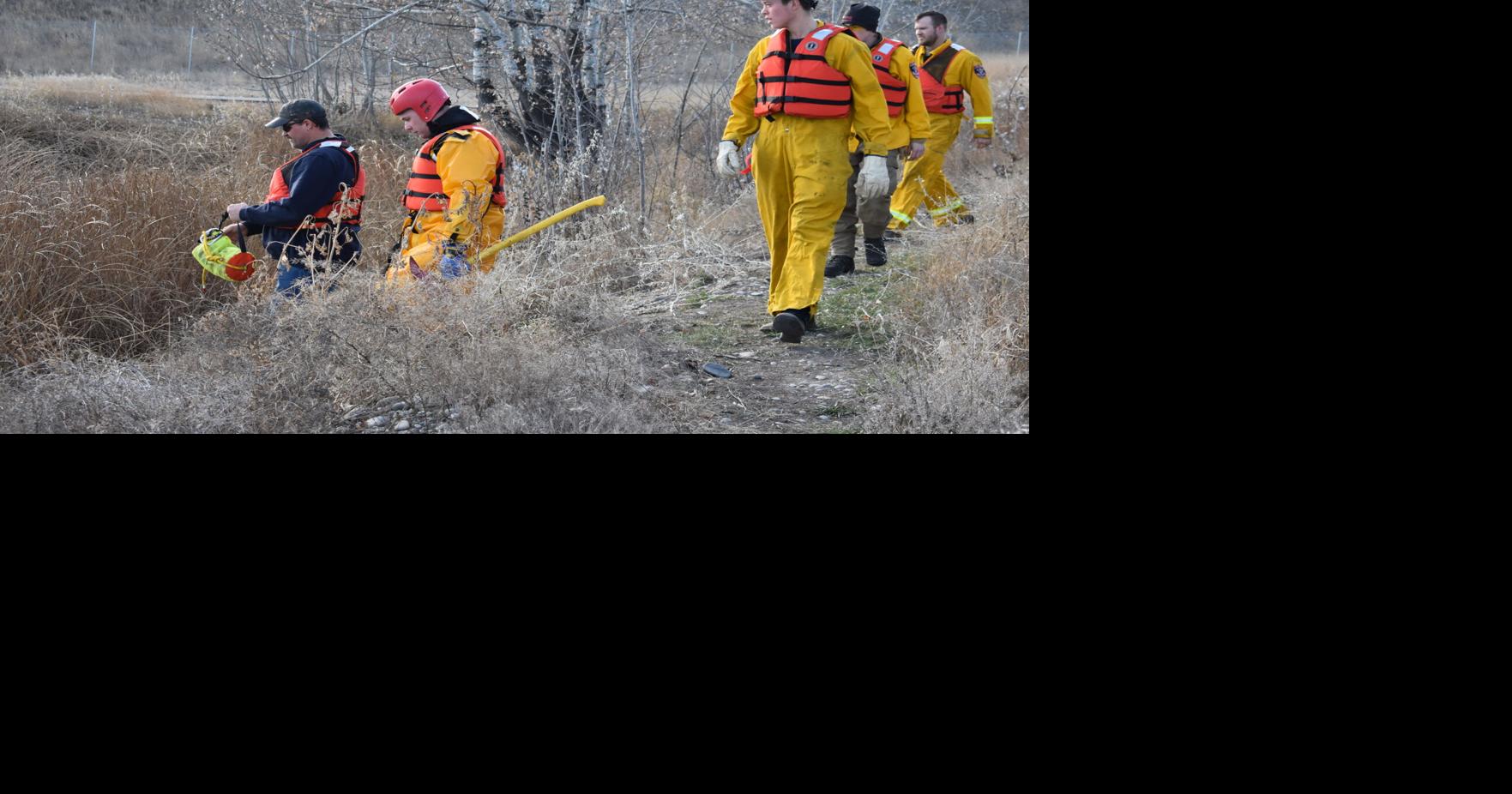 Laurel firefighter rescues Canada goose from South Pond | News ...