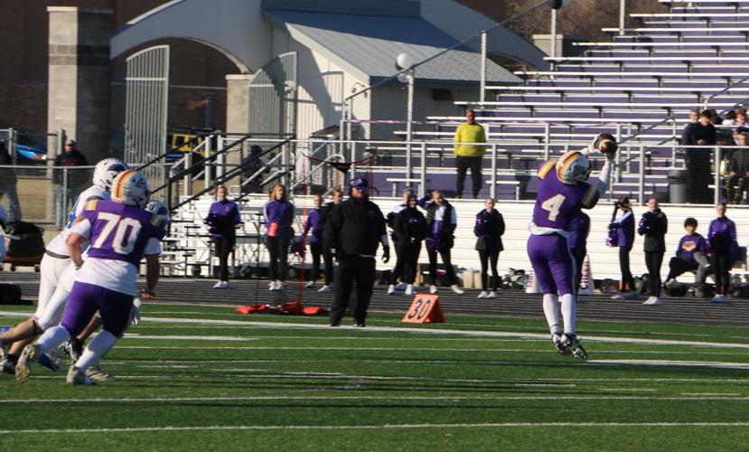 Laurel, Central meet for Class A football title | Sports | laureloutlook.com