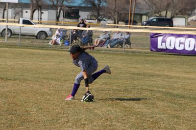 Lady Locos get some big wins in softball | Sports | laureloutlook.com