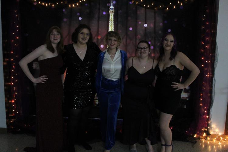 LHS students experience a ‘Night in Paris’ | | laureloutlook.com