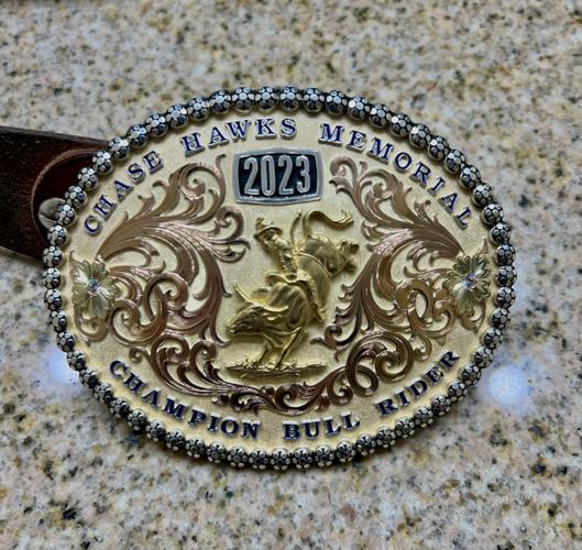 Edgar's Parker Breding wins Chase Hawks bull riding | | laureloutlook.com