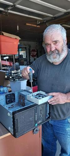 'This is wrong' Laurel mayor runs e-cycle business to keep toxic ...