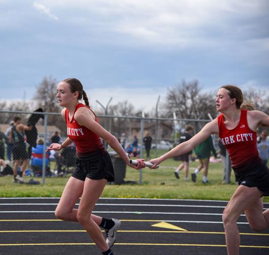Locomotive boys track team keeps momentum going at Harlo/Park City meet ...