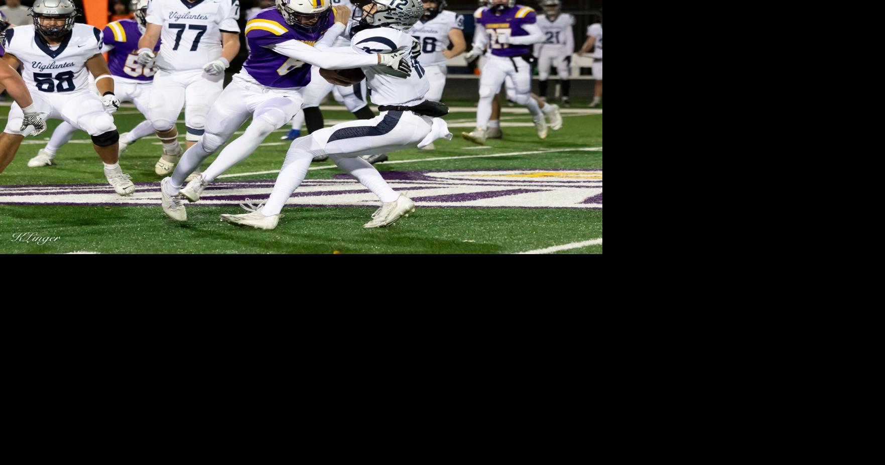 Locos tops East Helena in football action | Sports | laureloutlook.com