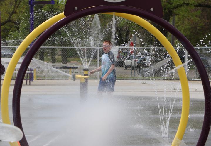 As temperatures soar, so does the fun at the Laurel Splash Park | News ...