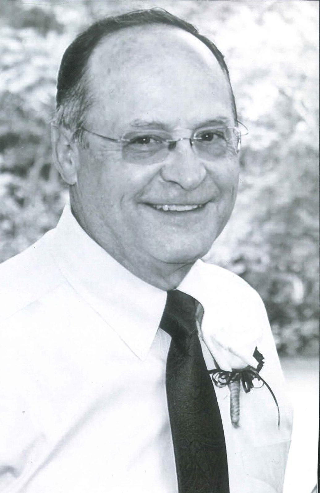 David Olinger | Obituaries | leadertelegram.com