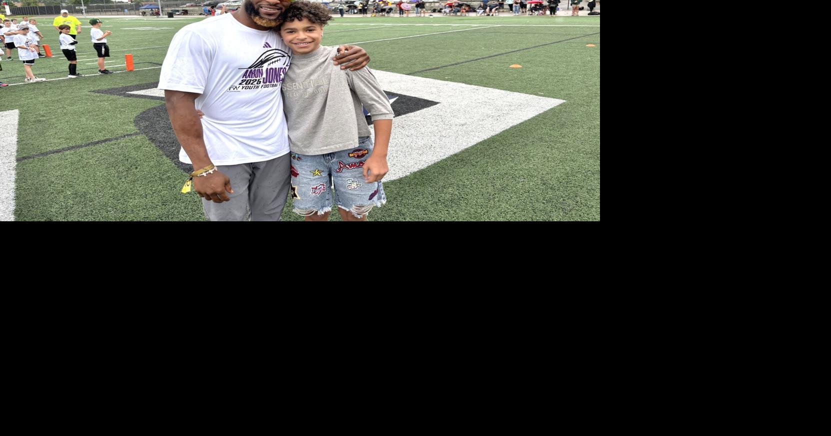 NFL star Aaron Jones provides inspiration during camp at Regis | Sports ...
