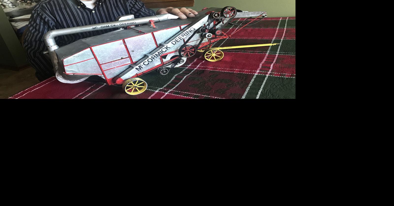 Model threshing machine keeps memories alive | Country Life News ...