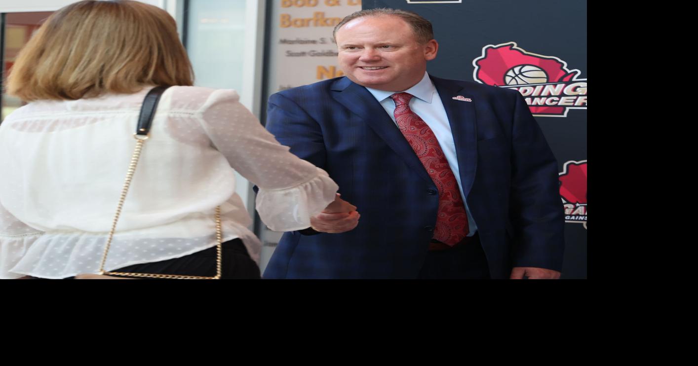 Basketball, fight against disease unify at Garding Against Cancer event ...