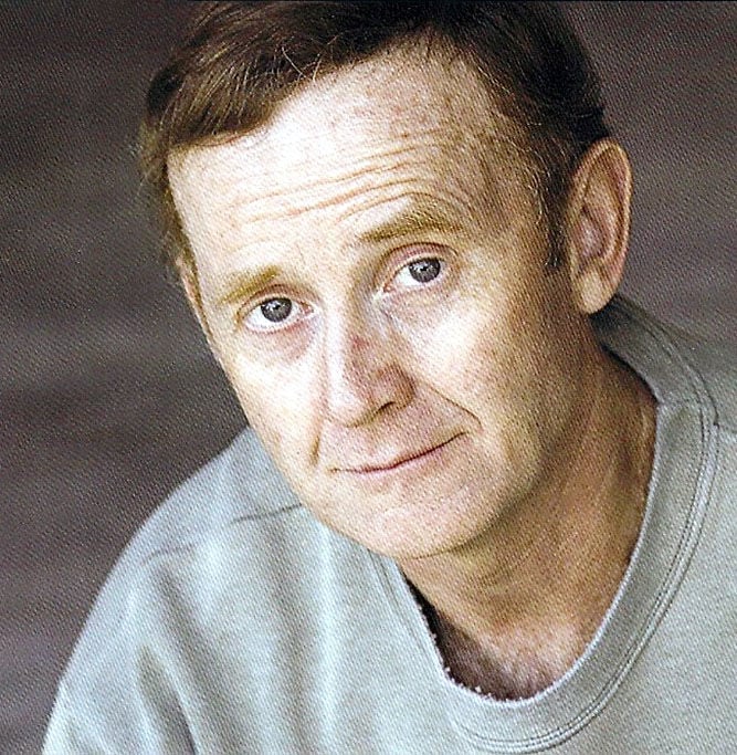 Hollywood actor returns home for play on mortality | Local ...