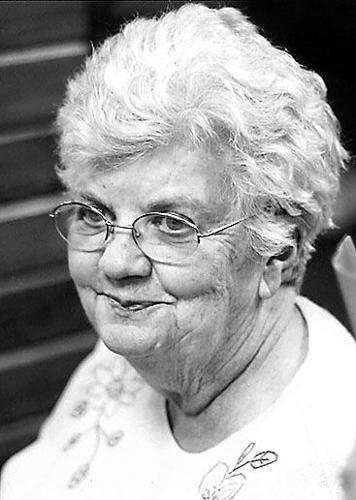 Elaine Simonson | Obituaries | leadertelegram.com