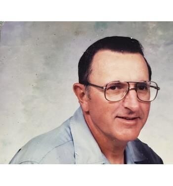 Lewis Gindt | Obituaries | leadertelegram.com