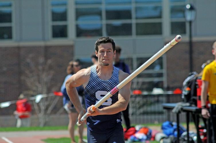 In Division III pole vaulting, UW-Stout's Zastrow sets the bar | Sports ...