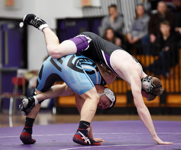 Prep wrestling: Abes earn six consecutive falls to knock off Huskies ...