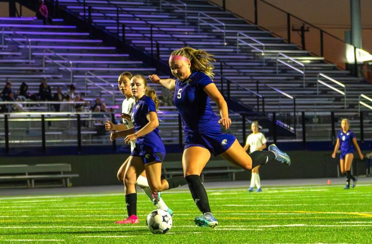Down 2-0, Memorial girls soccer team battles back for draw | Sports ...