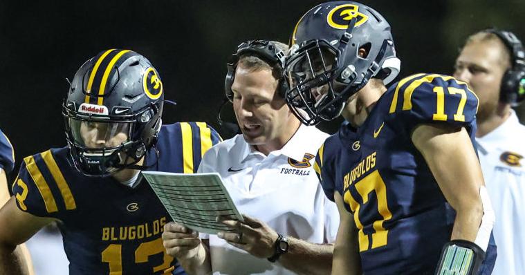 College football: Blugolds announce 2022 schedule, new radio partner ...