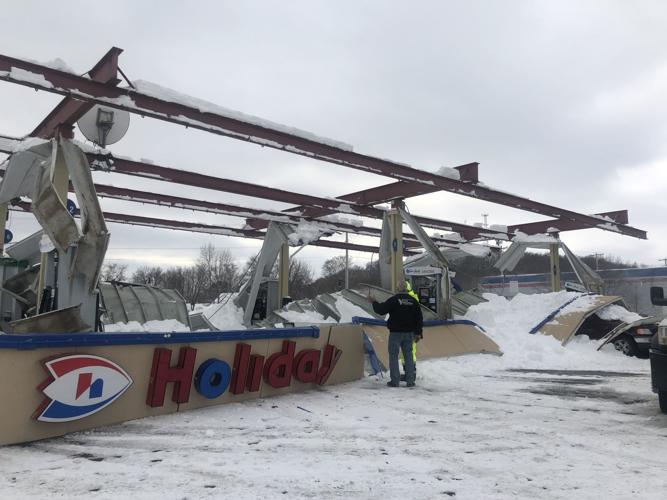 Man injured in gas station canopy collapse | Front Page ...
