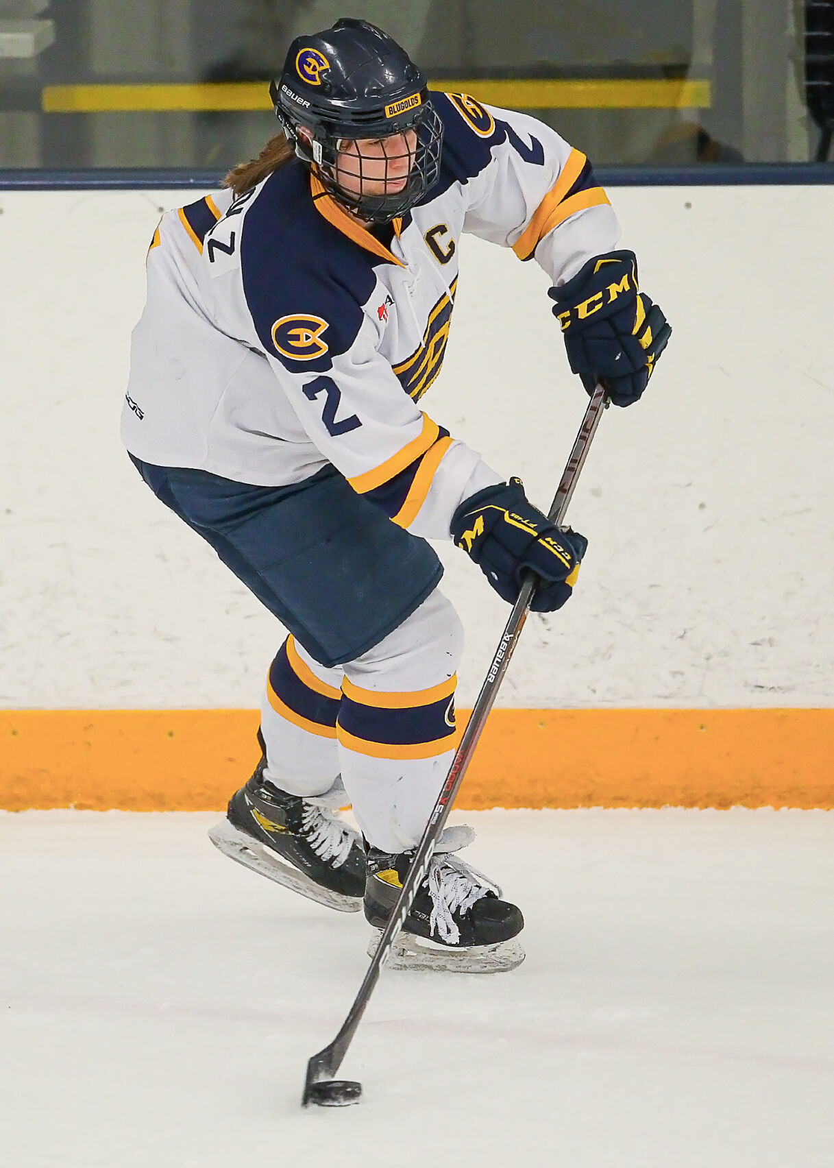 LEADER ON THE ICE: Bandholz sets example for Blugold women | Sports ...