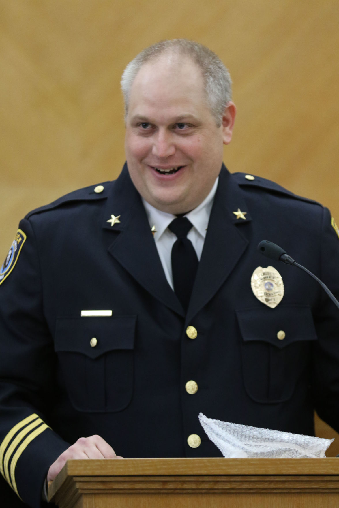 Chippewa Falls' new top cop takes in the praise | Front Page ...