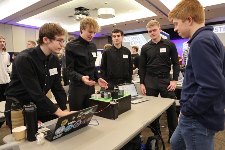 Stout students showcase a range of work at 2025 STEMM Student Expo | Local News | leadertelegram.com
