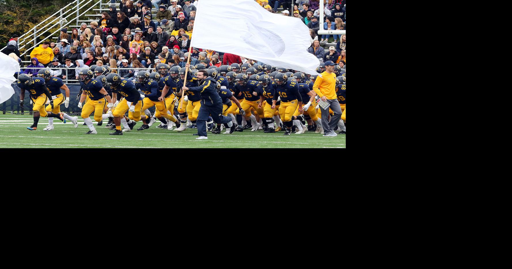 UW-Eau Claire football: Win at Platteville shows Blugolds mean business ...