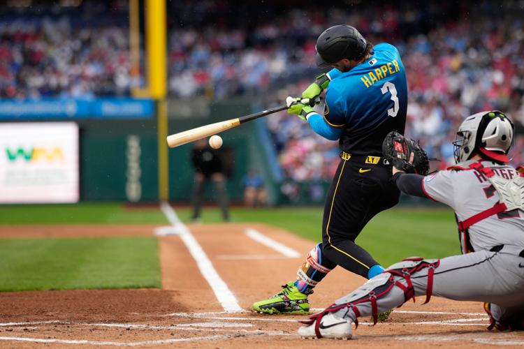 Sánchez, Williams shine in pitchers' duel. Manzardo's pinch-hit HR ...