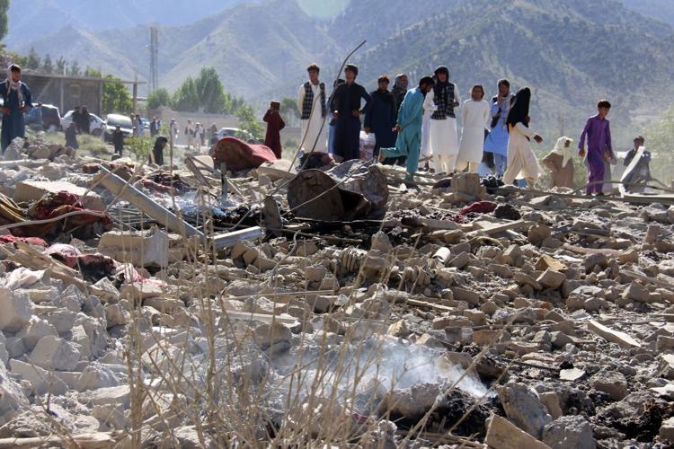 Pakistani airstrikes kill 36 civilians in Afghanistan and wound 160 ...