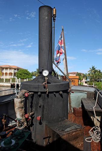 African Queen sails Key Largo canals | Travel | leadertelegram.com